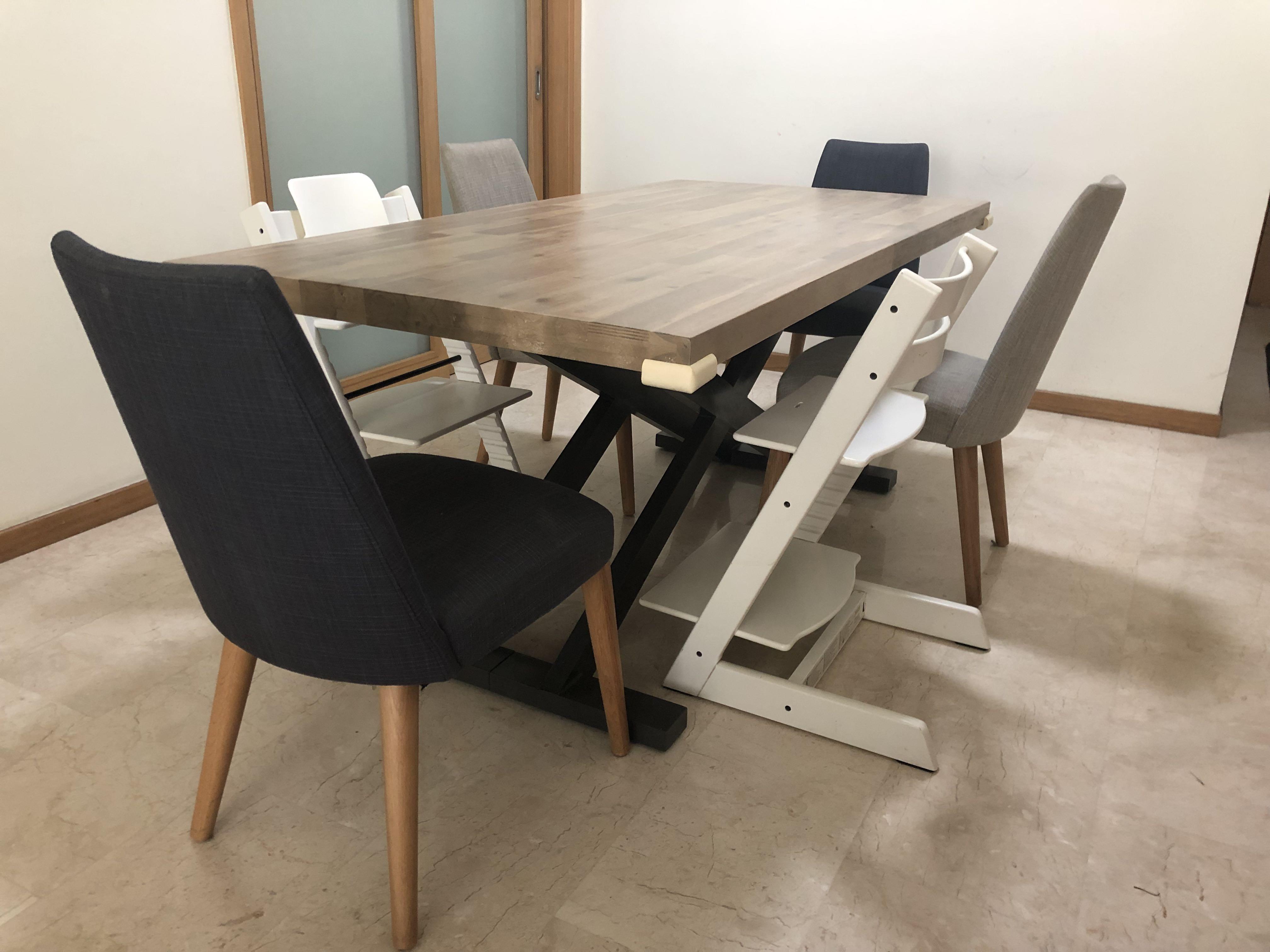 hendrix dining table