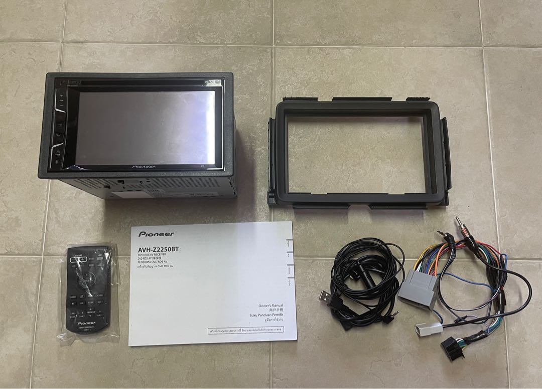 Pioneer 2-DIN Head Unit AVH- Z2250BT, Car Accessories, Accessories on ...