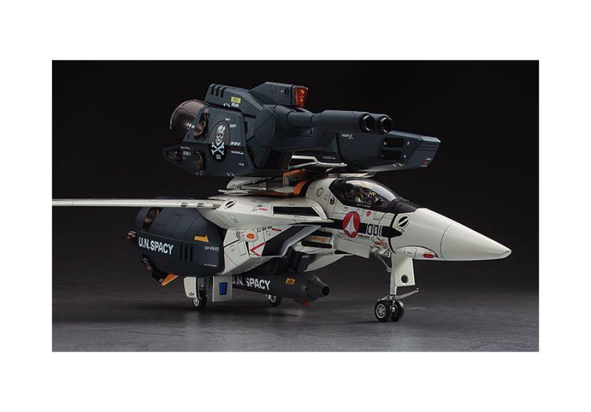 1/48 VF-1S/A Strike Super Valkyrie Skull Squadron Macross Model Kit ...
