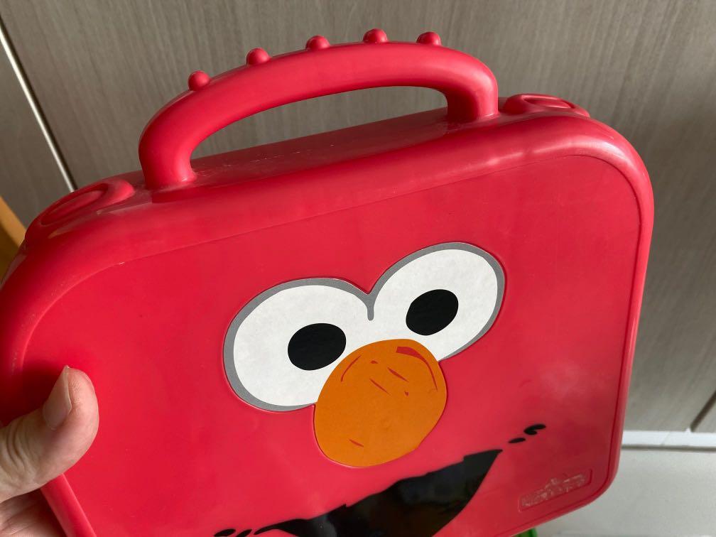 Preloved Sesame Street Alphabets, Hobbies & Toys, Toys & Games on Carousell
