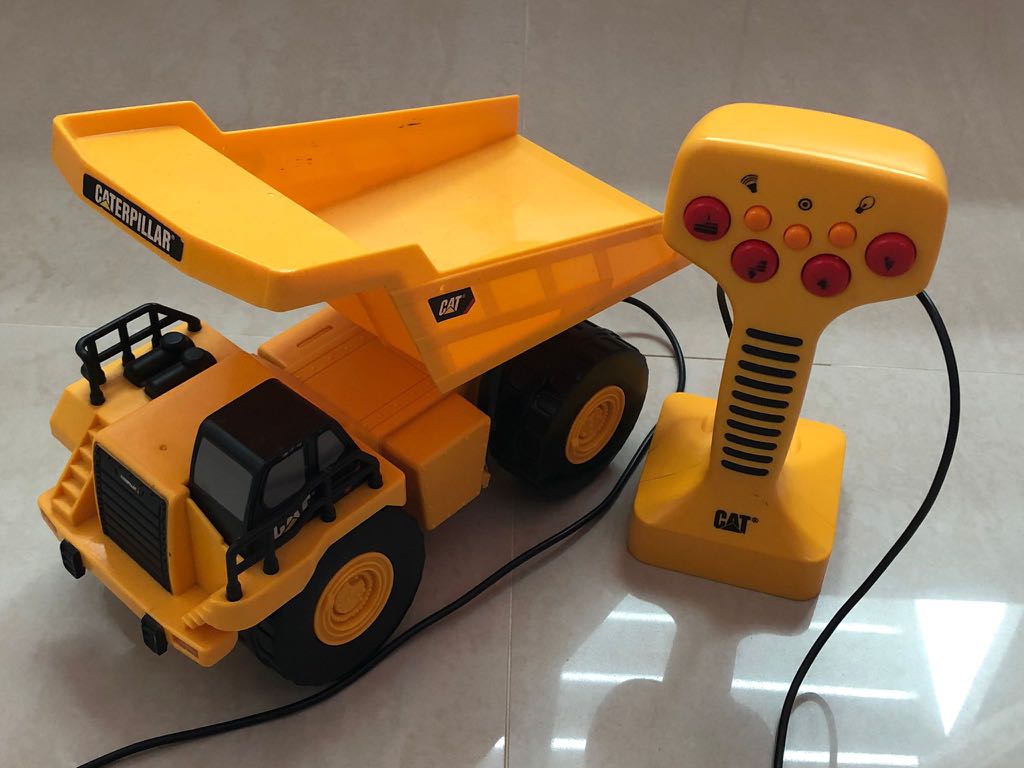 Remote control Caterpillar Truck, Hobbies & Toys, Toys & Games on Carousell