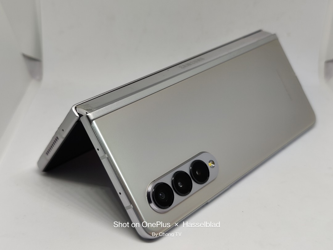 Samsung Z Fold 3 5G Silver 512gb Complete + Freebies, Mobile Phones ...