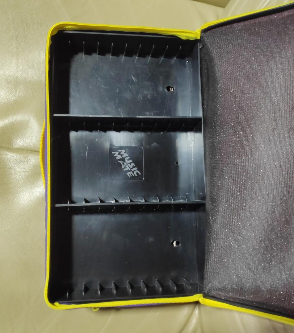 vintage cassette carrying case, Hobbies & Toys, Collectibles ...