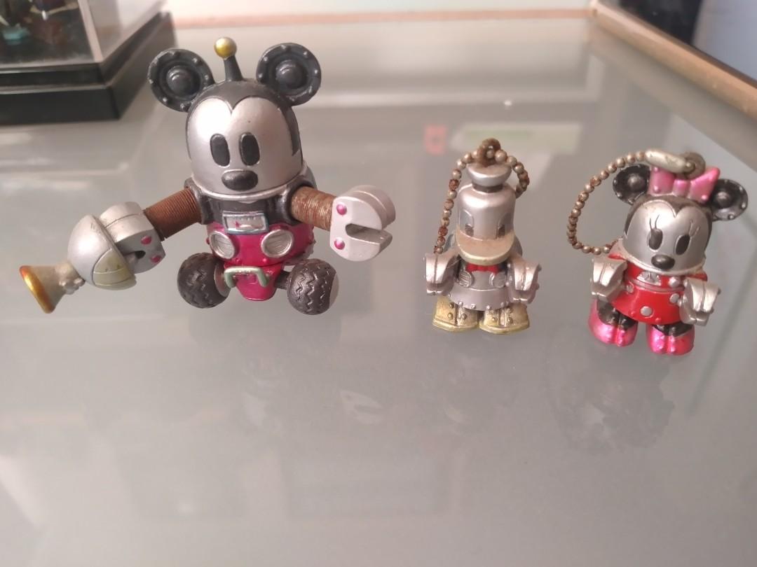 3 x Disney Robot Mickey Minnie Donald Duck 扭蛋, 興趣及遊戲, 玩具 & 遊戲類 - Carousell