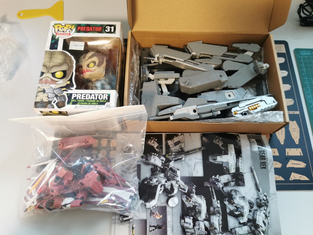 Assorted kits, Hobbies & Toys, Toys & Games on Carousell