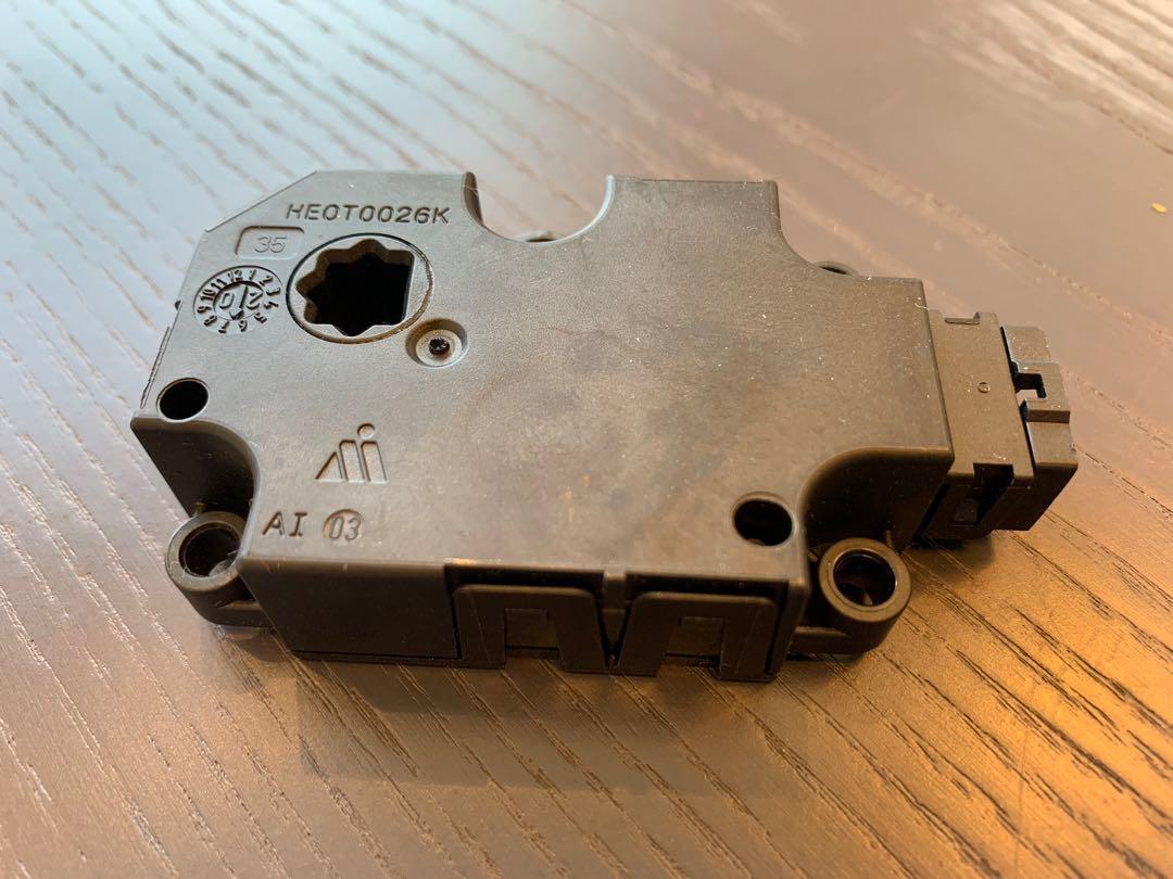 Audi HVAC Air Inlet Door Actuators / 尾冷氣出風口摩打一對 (4H0-820-511-C), 汽車配件 ...