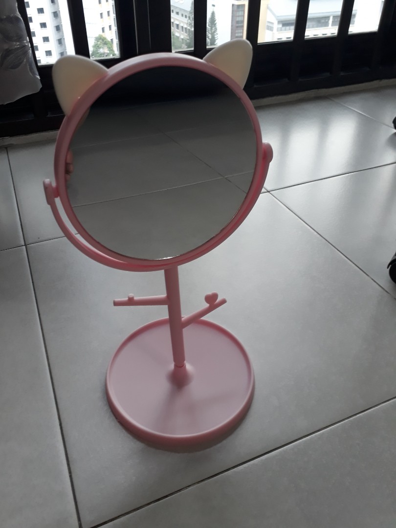 Desktop mirror, Beauty & Personal Care, Face, Face Care on Carousell