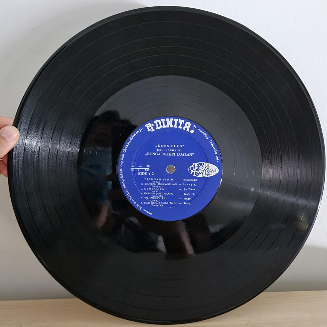 KOES PLUS VOL 4, Hobbies & Toys, Music & Media, CDs & DVDs on Carousell