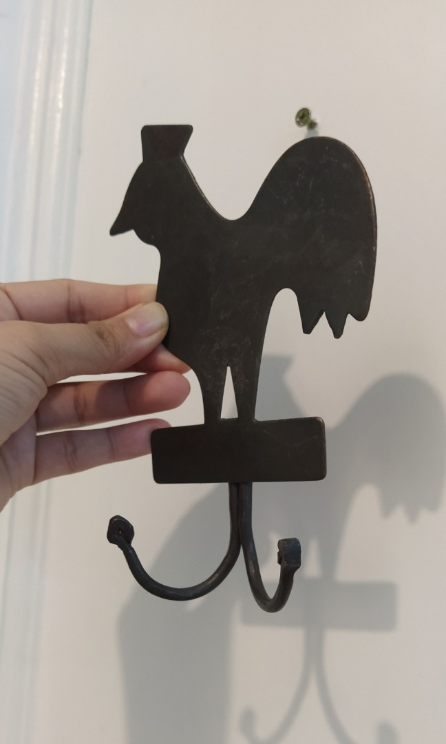 Metal hook chicken design, Furniture & Home Living, Home Improvement ...