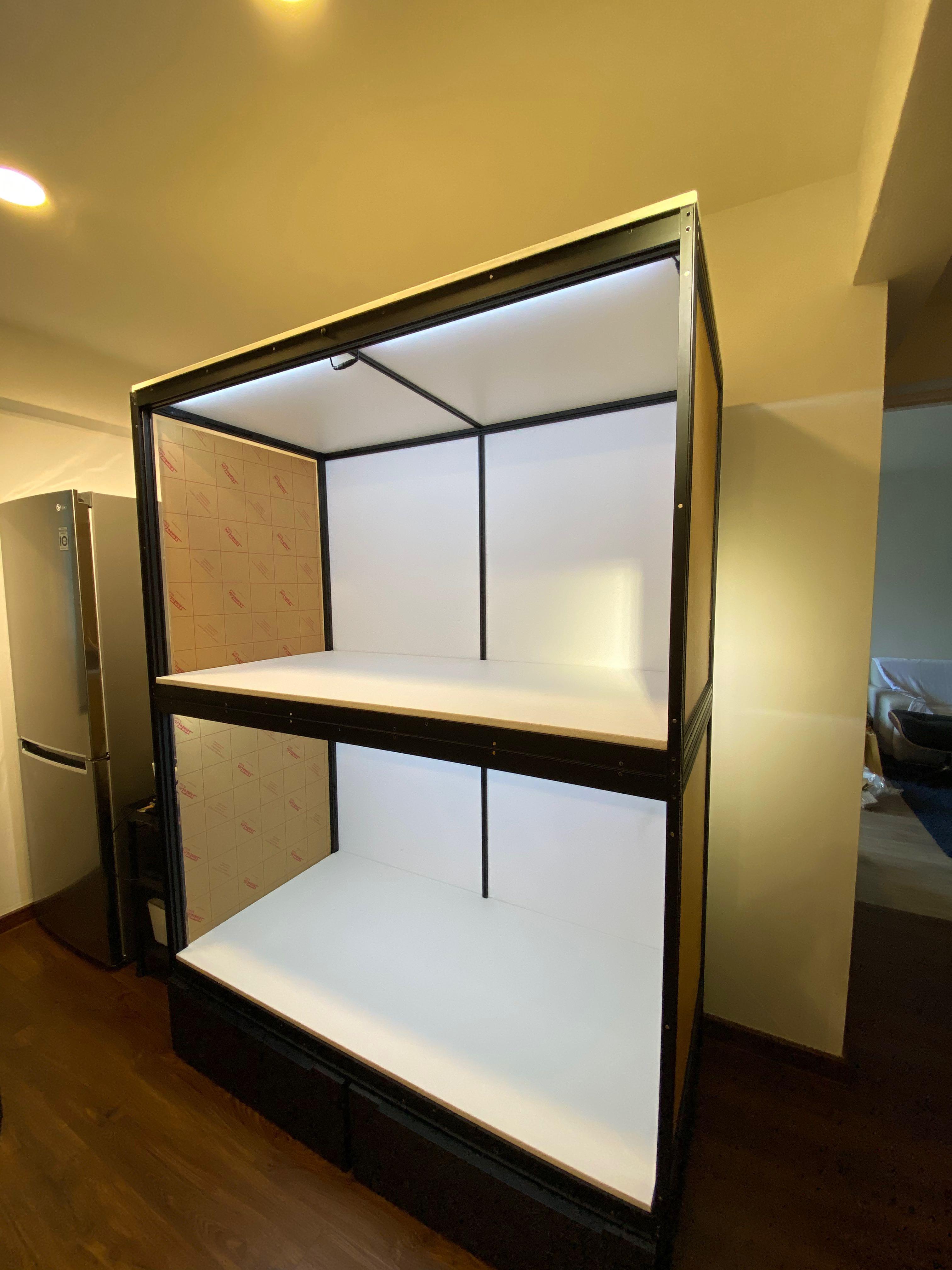 ModuCase Max 140 Plus with Drawers & Top Board. In Good Condition ...