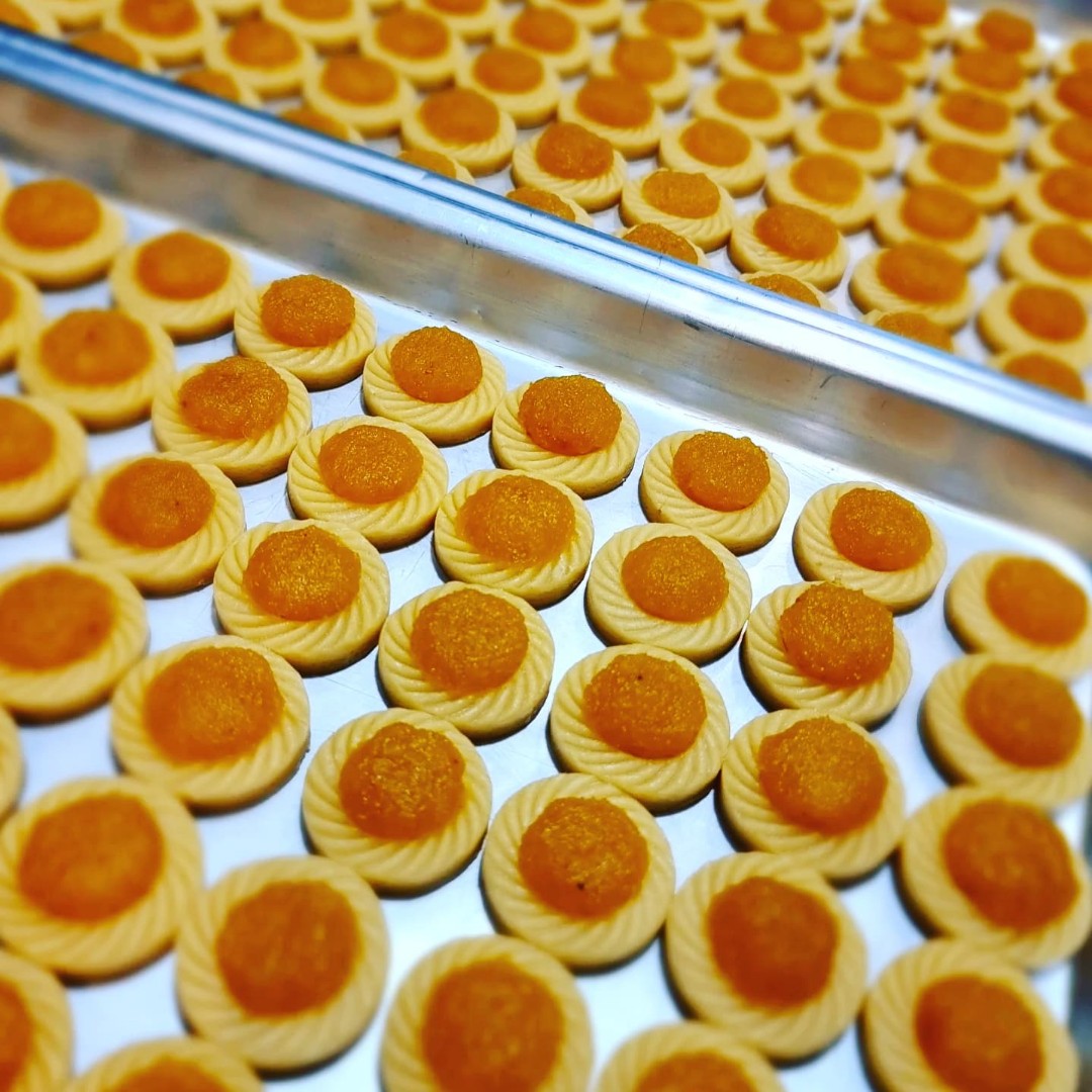 Pineapple Tart ( Kuih Tart ), Food & Drinks, Homemade Bakes on Carousell
