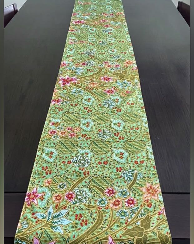 (SOLD) Reversible Table Runner, Furniture & Home Living, Kitchenware & Tableware, Table Linen ...