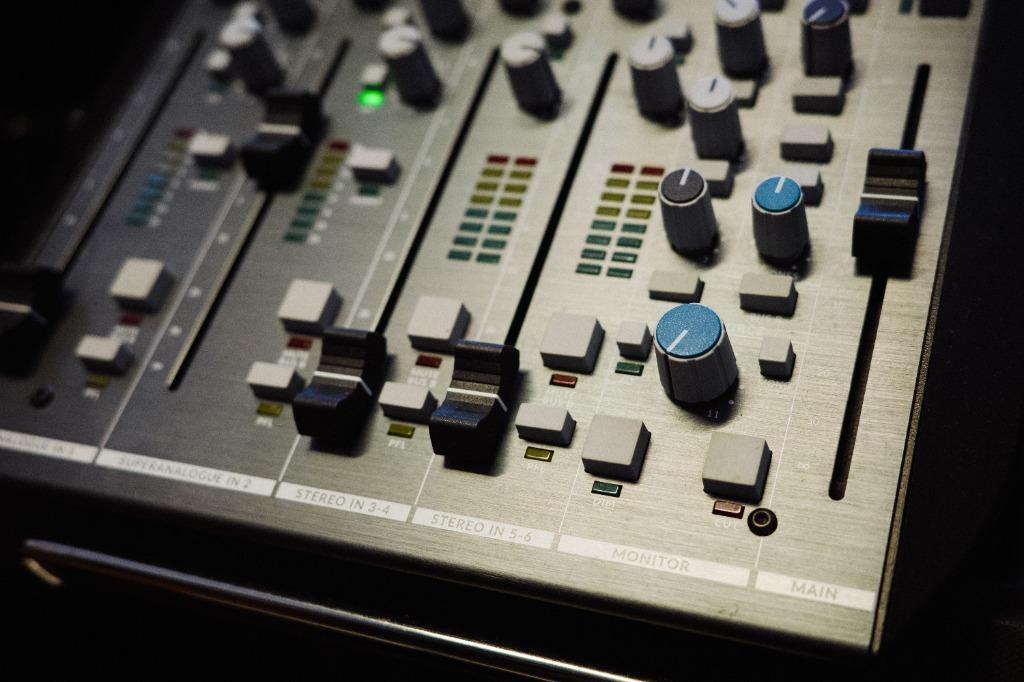 SSL Six 6 - Mixer Mic Preamp, Compressor, Audio, Other Audio Equipment ...