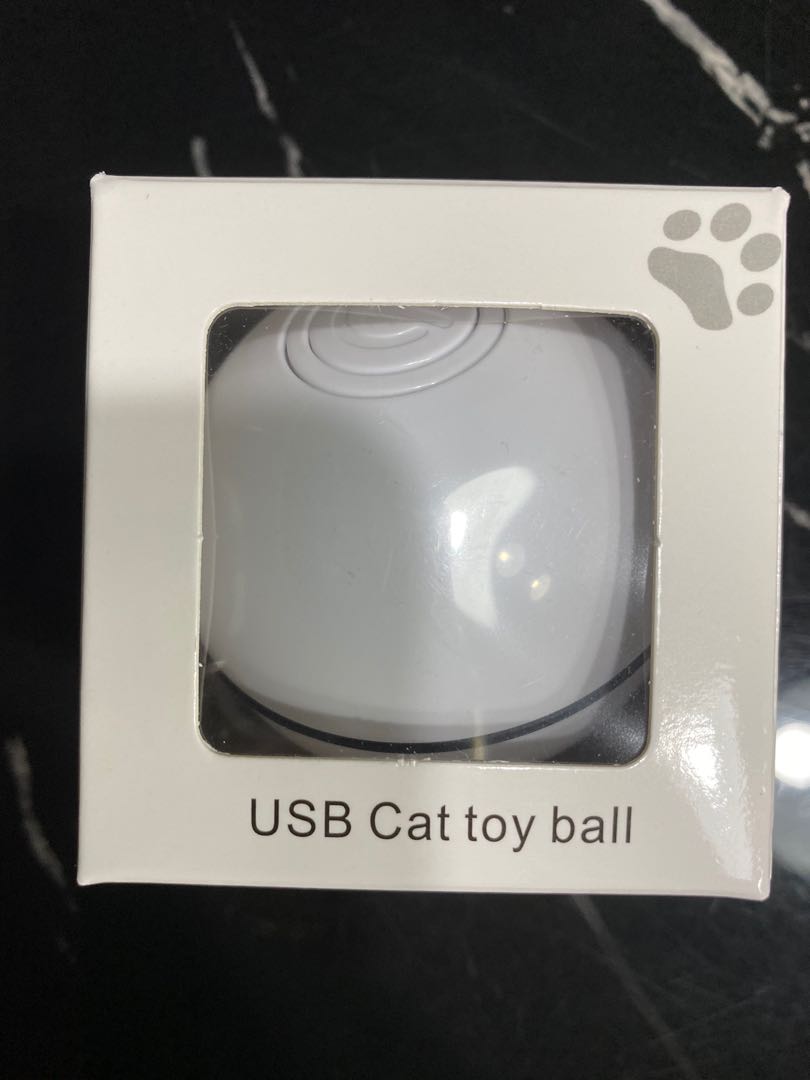 USB Cat Toy Ball, Pet Supplies, Homes & Other Pet Accessories on Carousell
