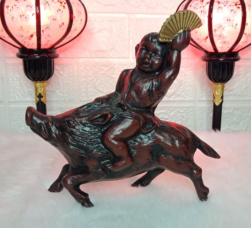 VINTAGE CAST IRON INOSHISHI DISPLAY - JAPAN, Furniture & Home Living ...