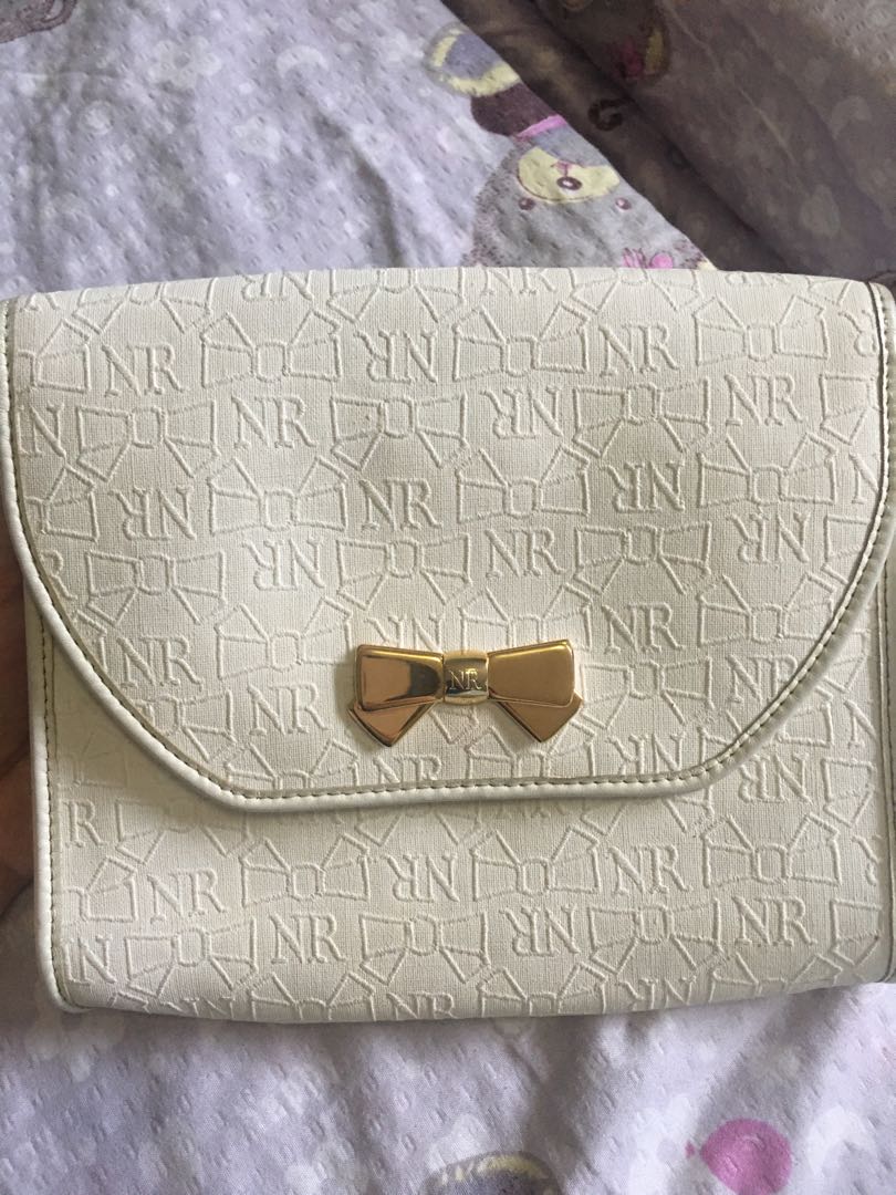 Vintage Nina Ricci bag, Women's Fashion, Bags & Wallets, Cross-body ...