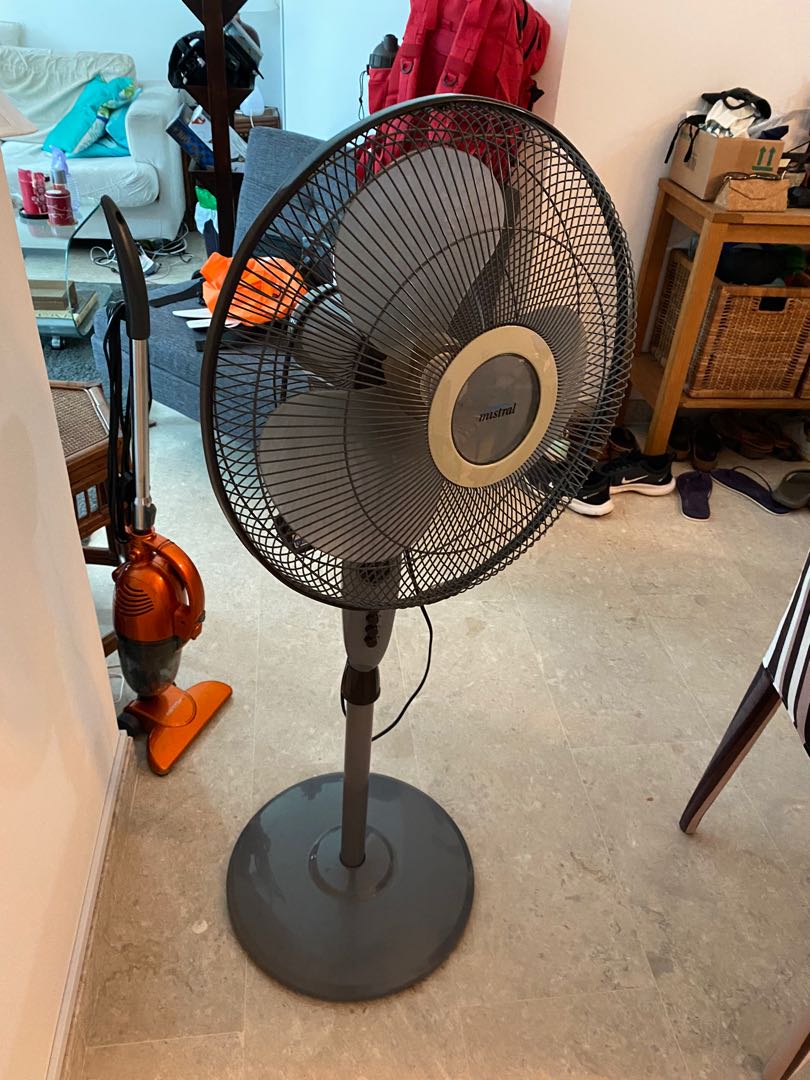 3 speed oscillating fan, Furniture & Home Living, Lighting & Fans, Fans ...
