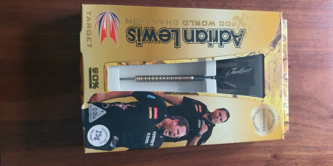 Adrian Lewis 2x World Champion Darts 25grams And MvG ABSOLUTE 23 grams ...