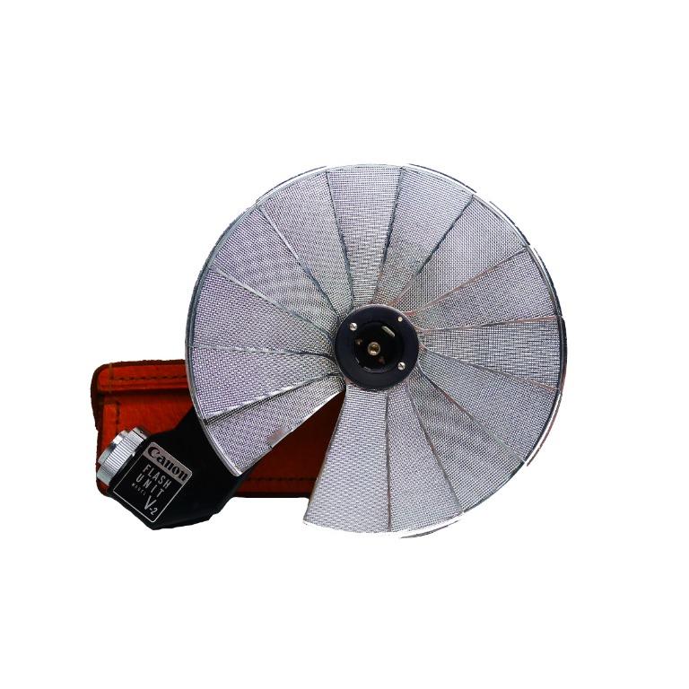 Vintage (Canon) Flash Unit Model V2 With Case With (Toshiba) Photo ...