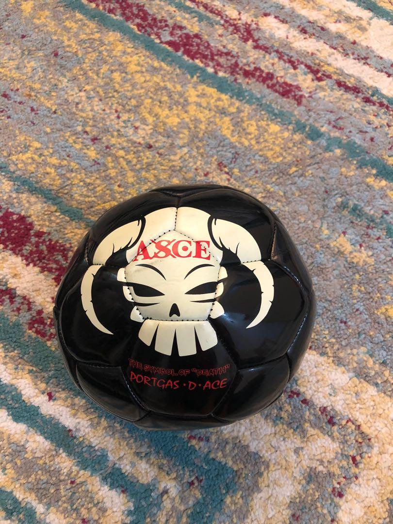 One piece ball, Sports Equipment, Sports & Games, Billiards & Bowling ...