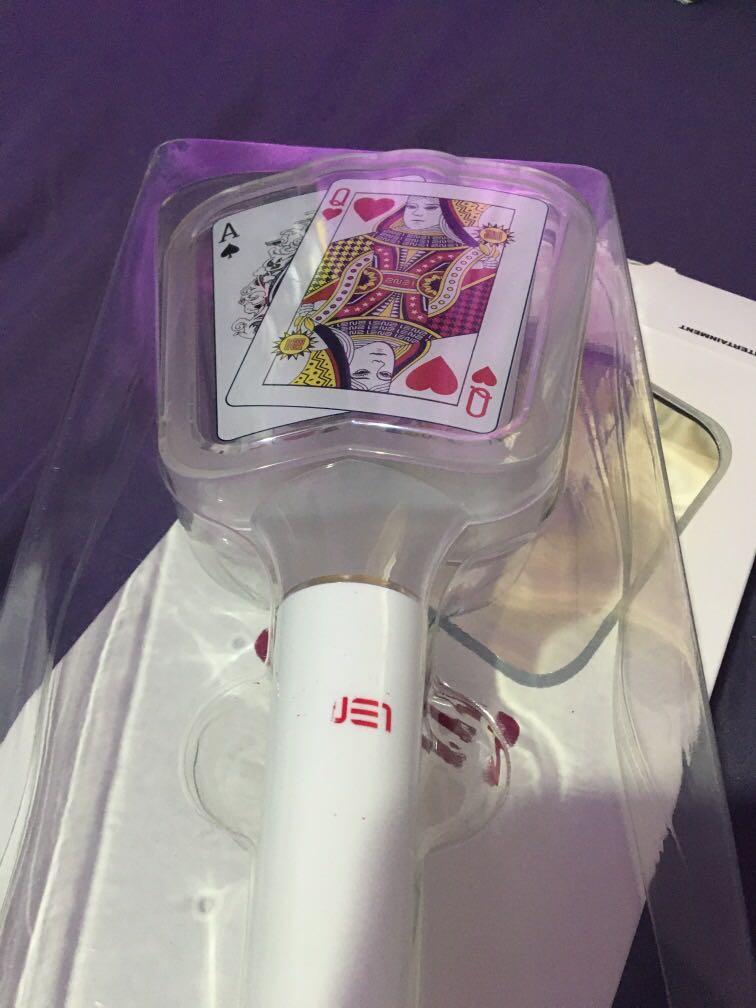 RARE : 2NE1 Lightstick ver 1 card (card ls), Hobbies & Toys ...