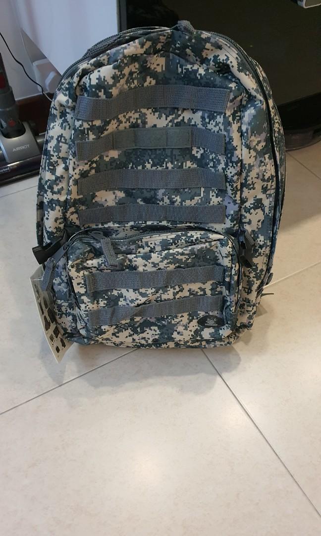 Saf navy assault bag pixelated, Men's Fashion, Bags, Backpacks on Carousell