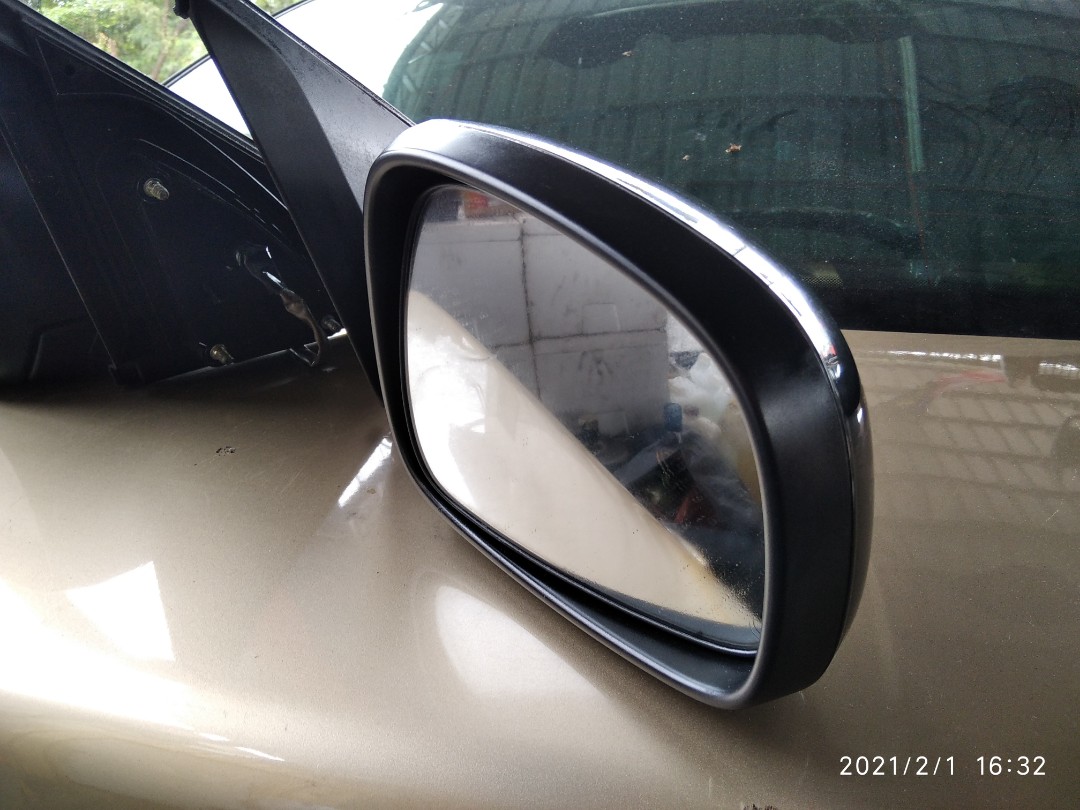 Suzuki swift side mirror, Auto Accessories on Carousell