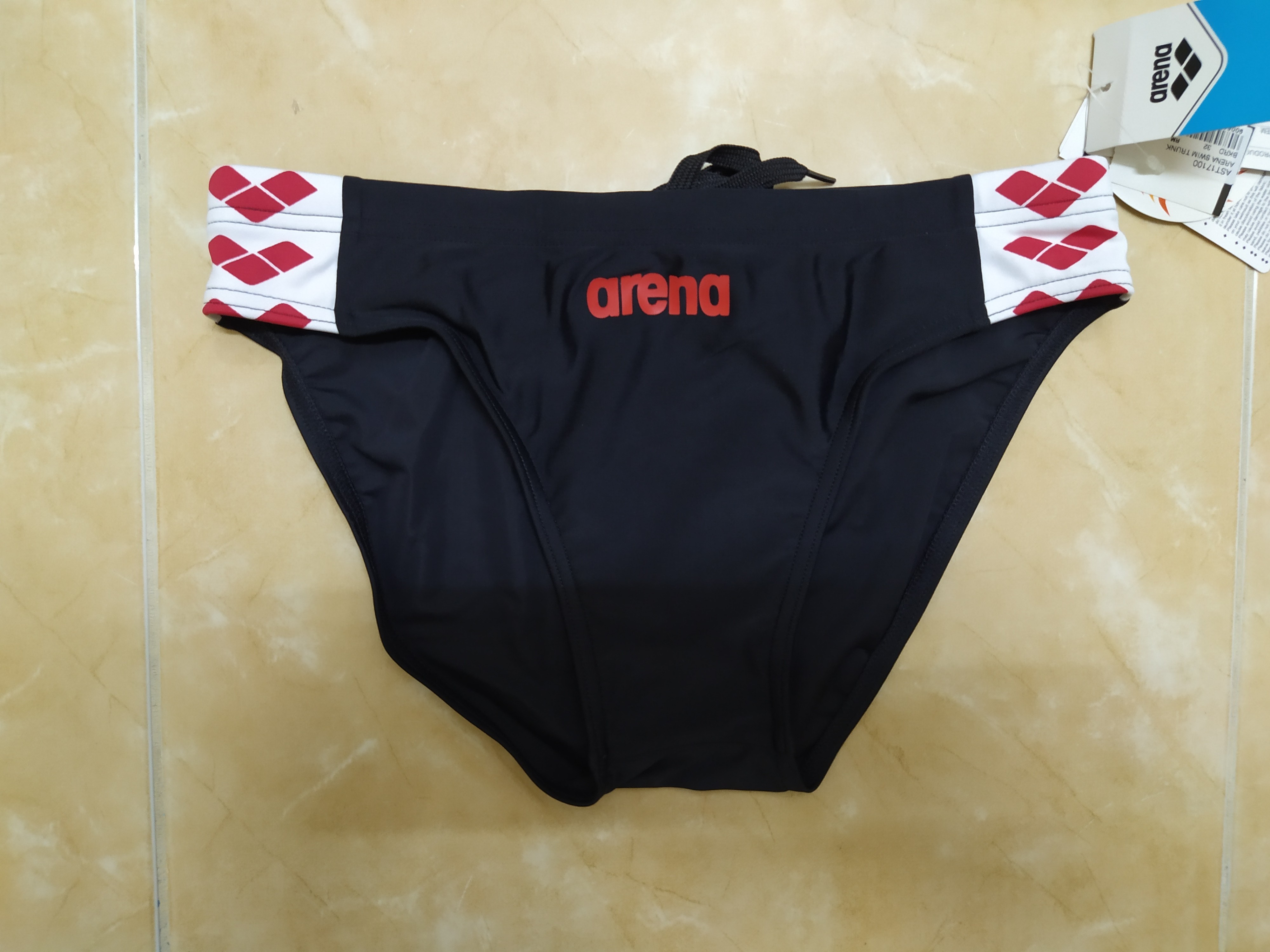 Arena mens swim trunk (red), Men's Fashion, Bottoms, Swim Trunks ...