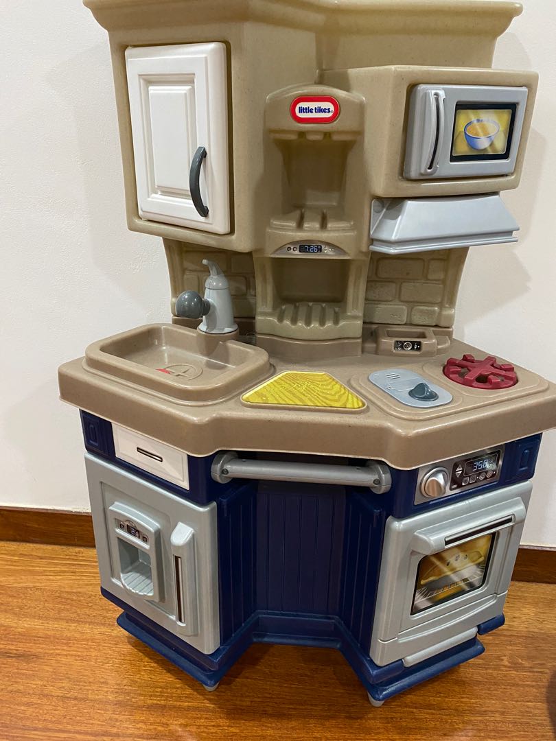 Little Tikes Kitchen Set, Hobbies & Toys, Toys & Games on Carousell