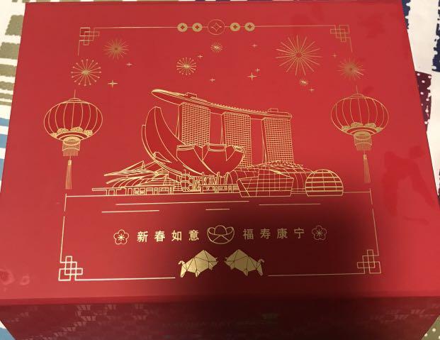 Marina Bay Sands Bak Kwa gift set - 500g Kim Joo Guan+Free 1 set Red ...