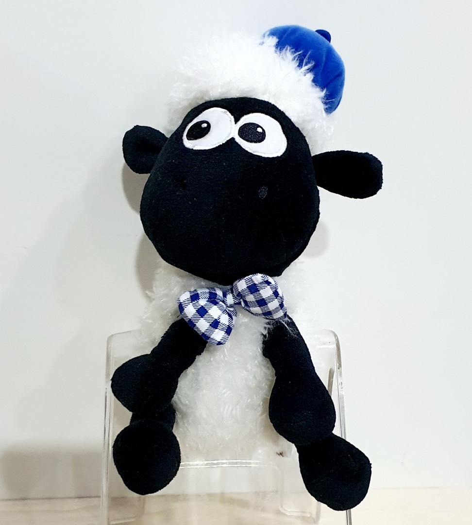Shaun the sheep plush 22cm, Hobbies & Toys, Toys & Games on Carousell
