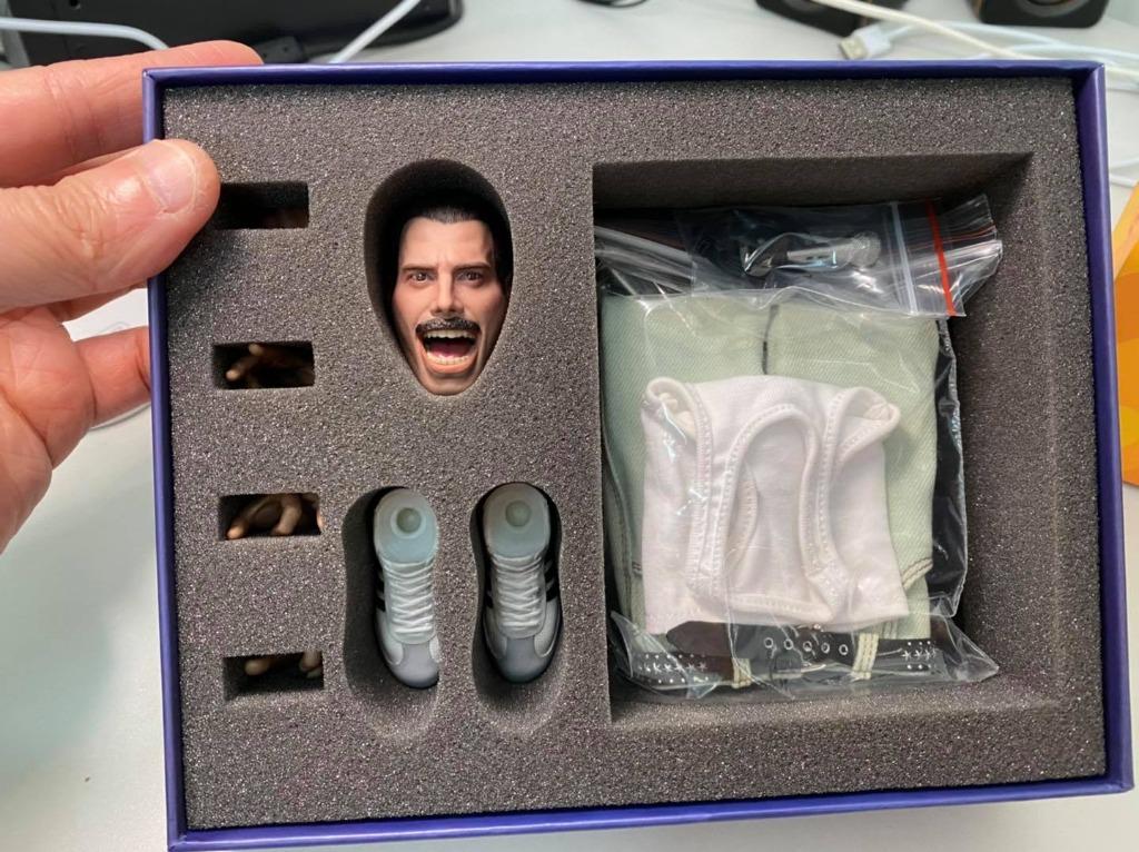 Win.C Studios Freddie Mercury Live Aid / Wembley Set Not Hot Toys ...