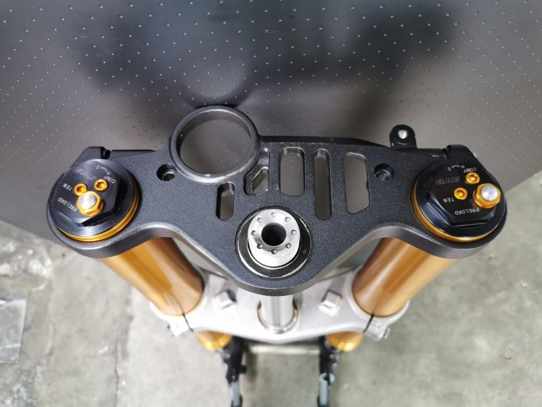 Yamaha R1 2015 Front fork complete, Motorcycles, Motorcycle Accessories ...