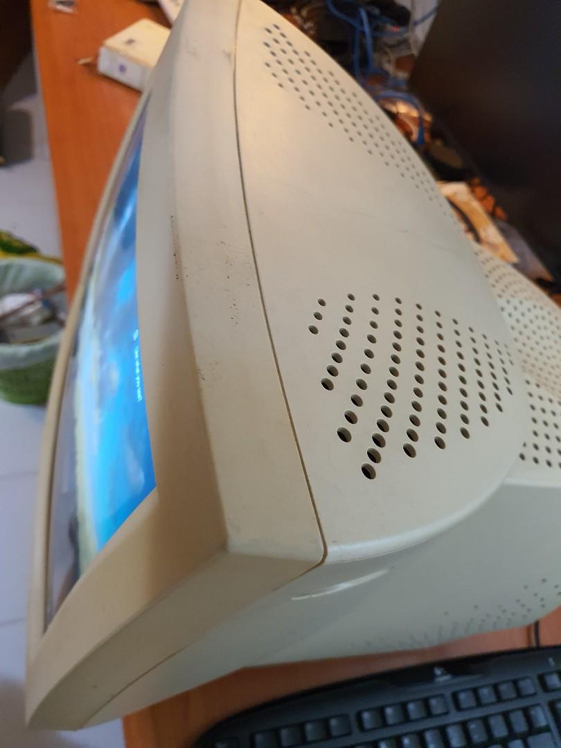 Crt Monitor Retro, Computers & Tech, Parts & Accessories, Monitor ...