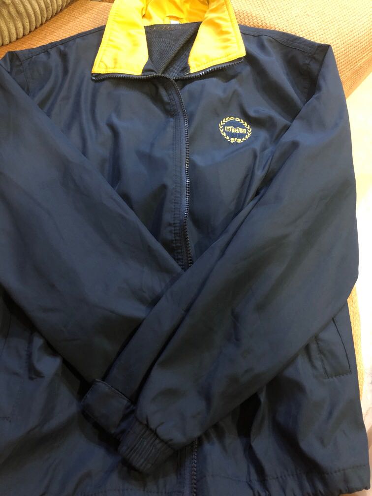 MGS windbreaker jacket, Women's Fashion, Clothes, Outerwear on Carousell