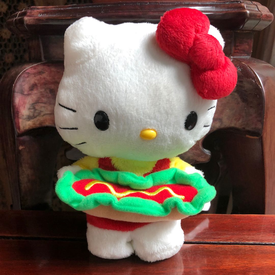 Sanrio Hello Kitty food convertible hotdog, Hobbies & Toys, Toys ...