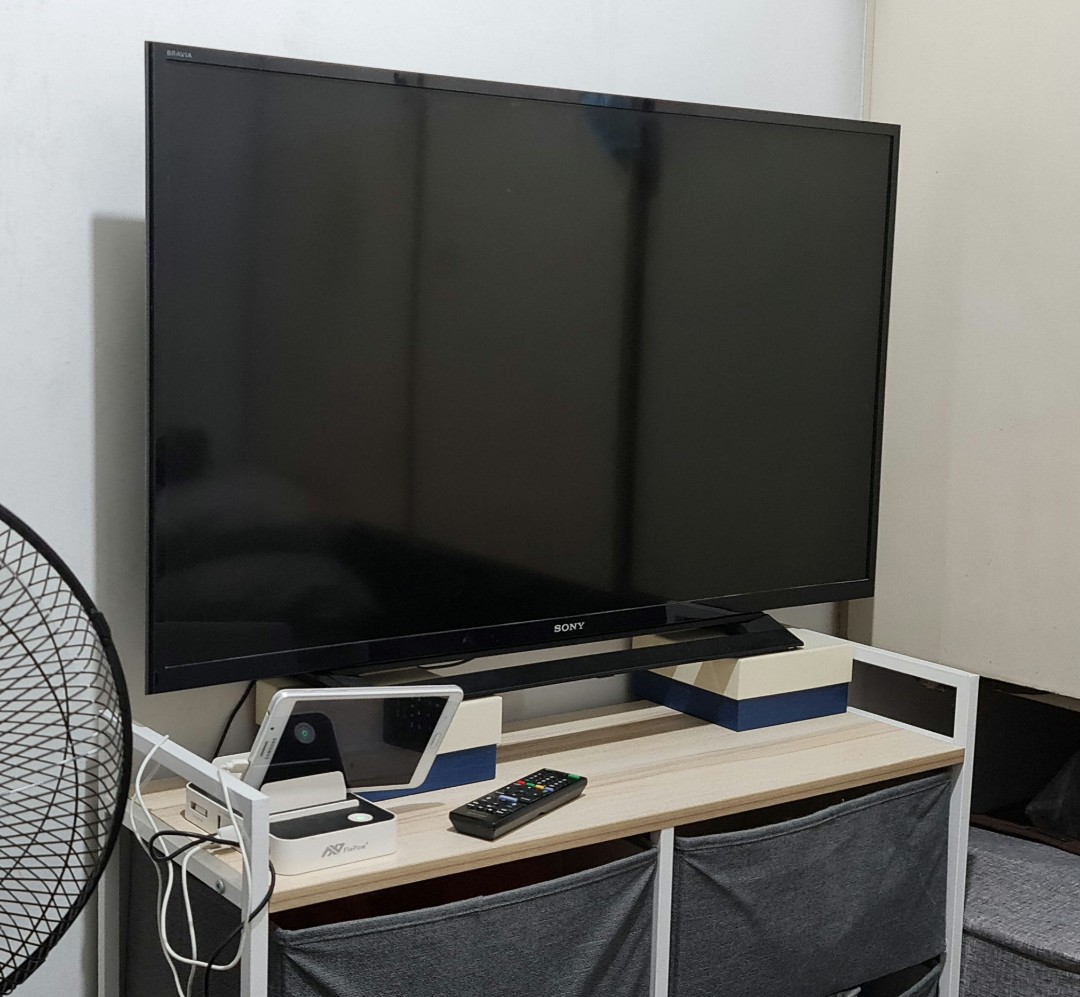 Sony Bravia 40 inch Full HD 1080 TV with wallmount and Fire TV Stick ...