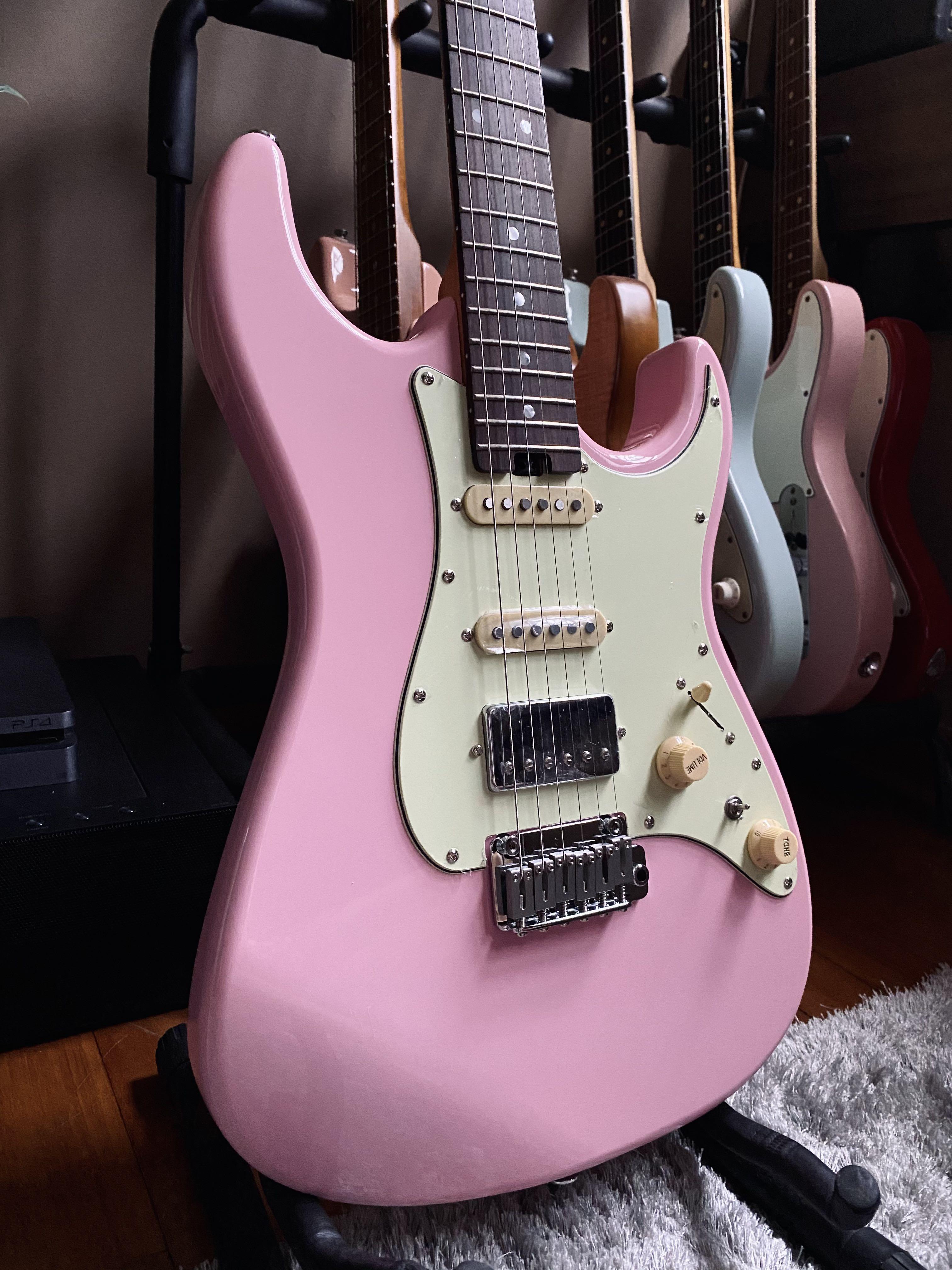 SUHR/FENDER Mateus Asato Stratocaster Copy With Roasted Maple Neck ...