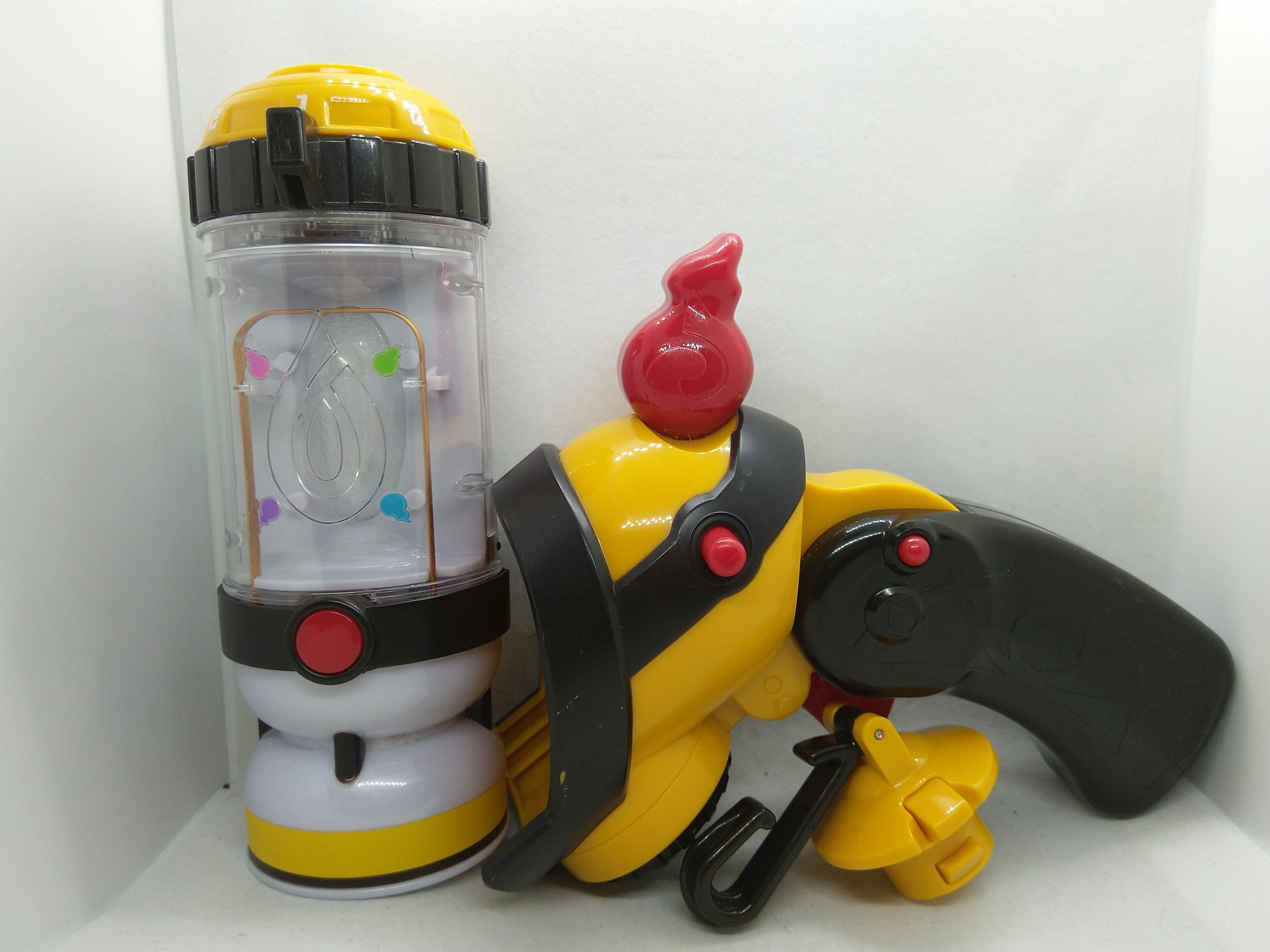 Yo-Kai Watch - Treasure Gear 01 - DX Yokai Magnum & DX Yokai Pod ...