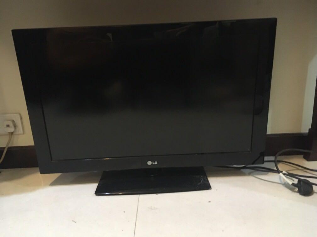 32吋 LG電視 LG 32LD450, 家庭電器, 電視 & 其他娛樂, 電視 - Carousell