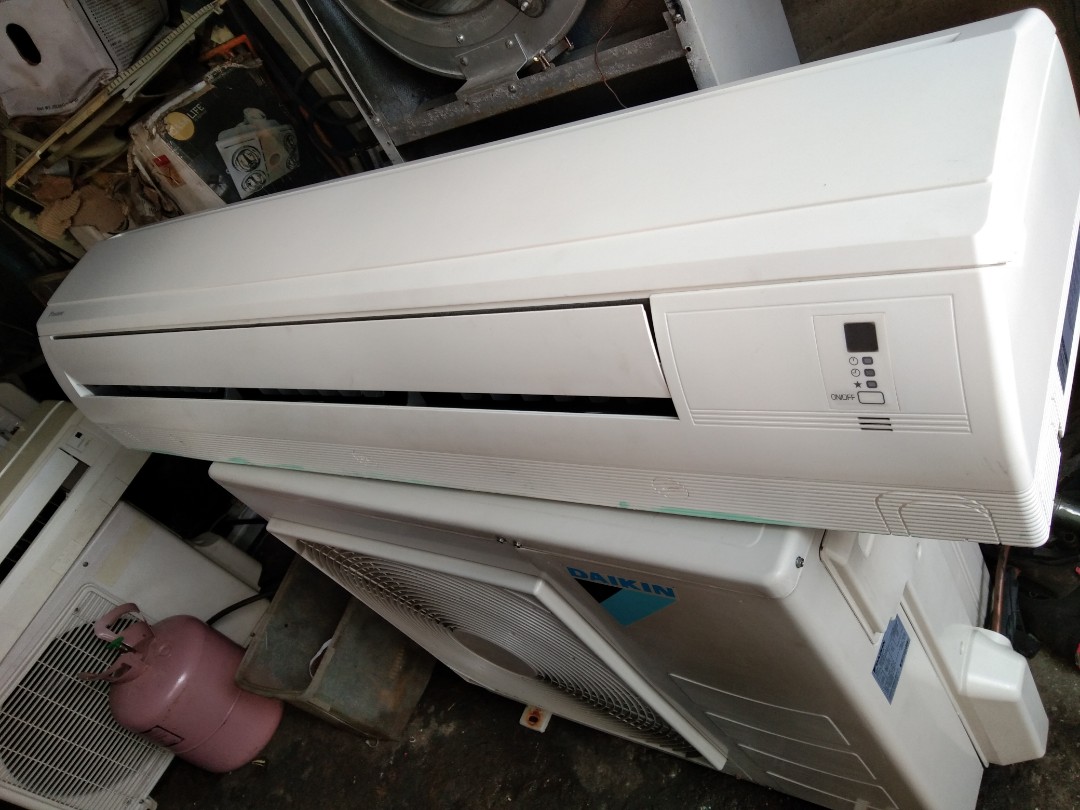 Aircon Daikin, TV & Home Appliances, Air Conditioning and Heating on ...