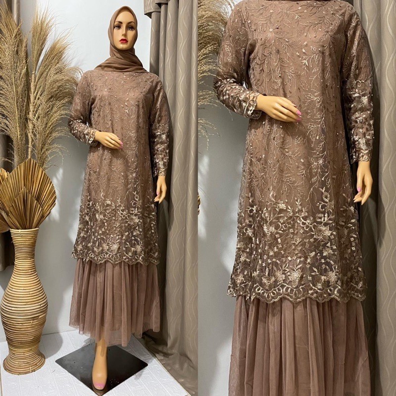Lace Dress, Raya Pre-Order., Women's Fashion, Muslimah Fashion on Carousell