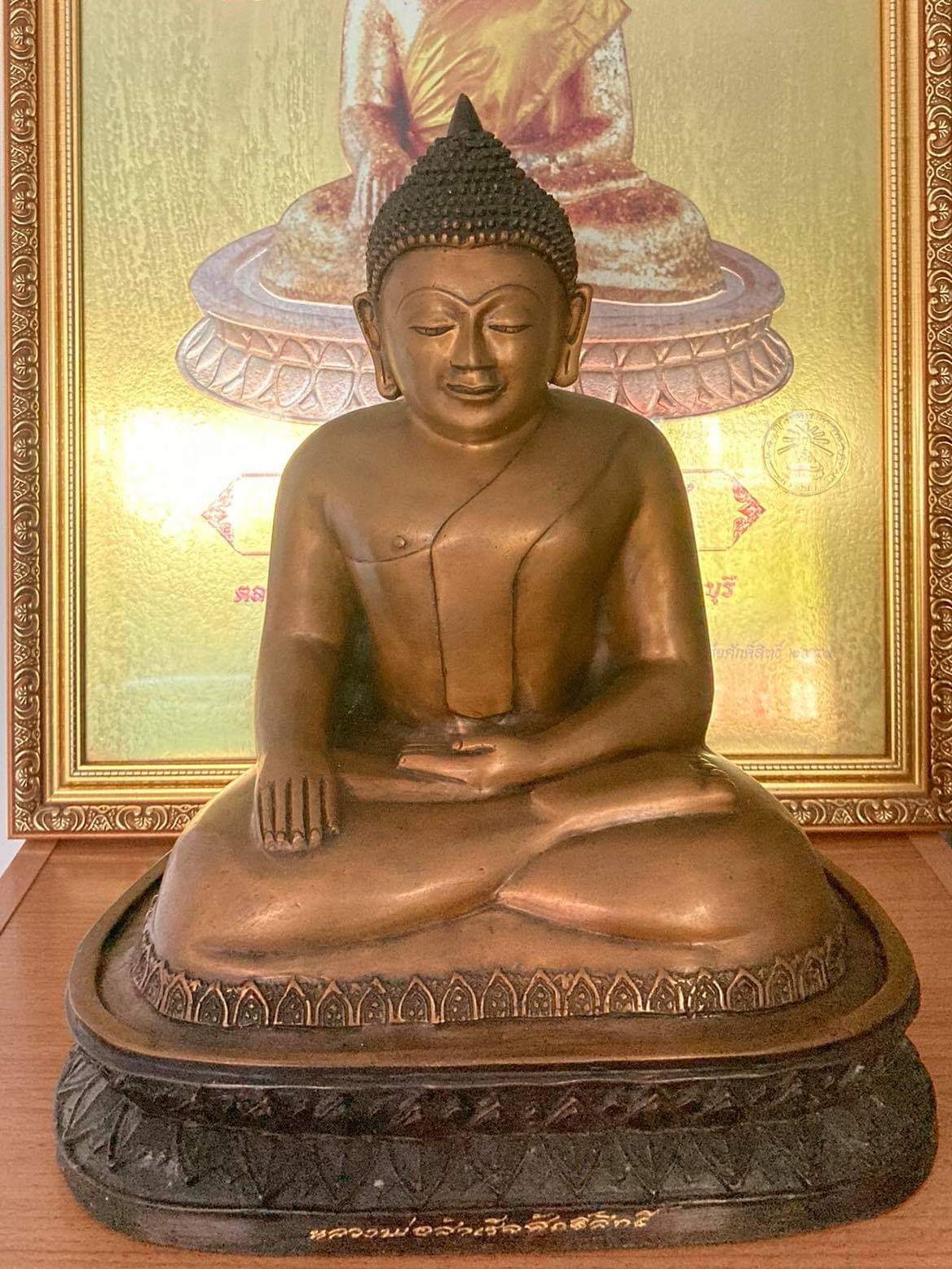 Luang Phor Sasik Lap 9” Bucha Be2559, Hobbies & Toys, Memorabilia ...