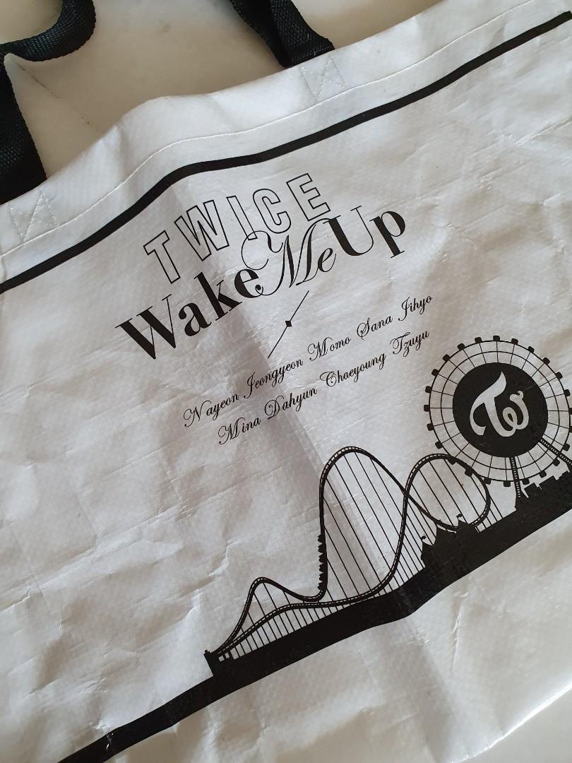 Twice Japan Once Wake Me Up merchandise Mina Nayeon Momo Sana, Hobbies ...