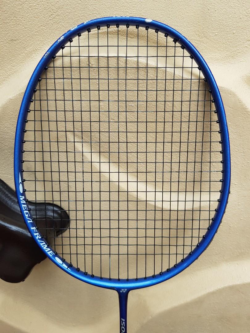 Yonex Isometric 50 MF Badminton Racket & Bag, Sports Equipment, Sports ...