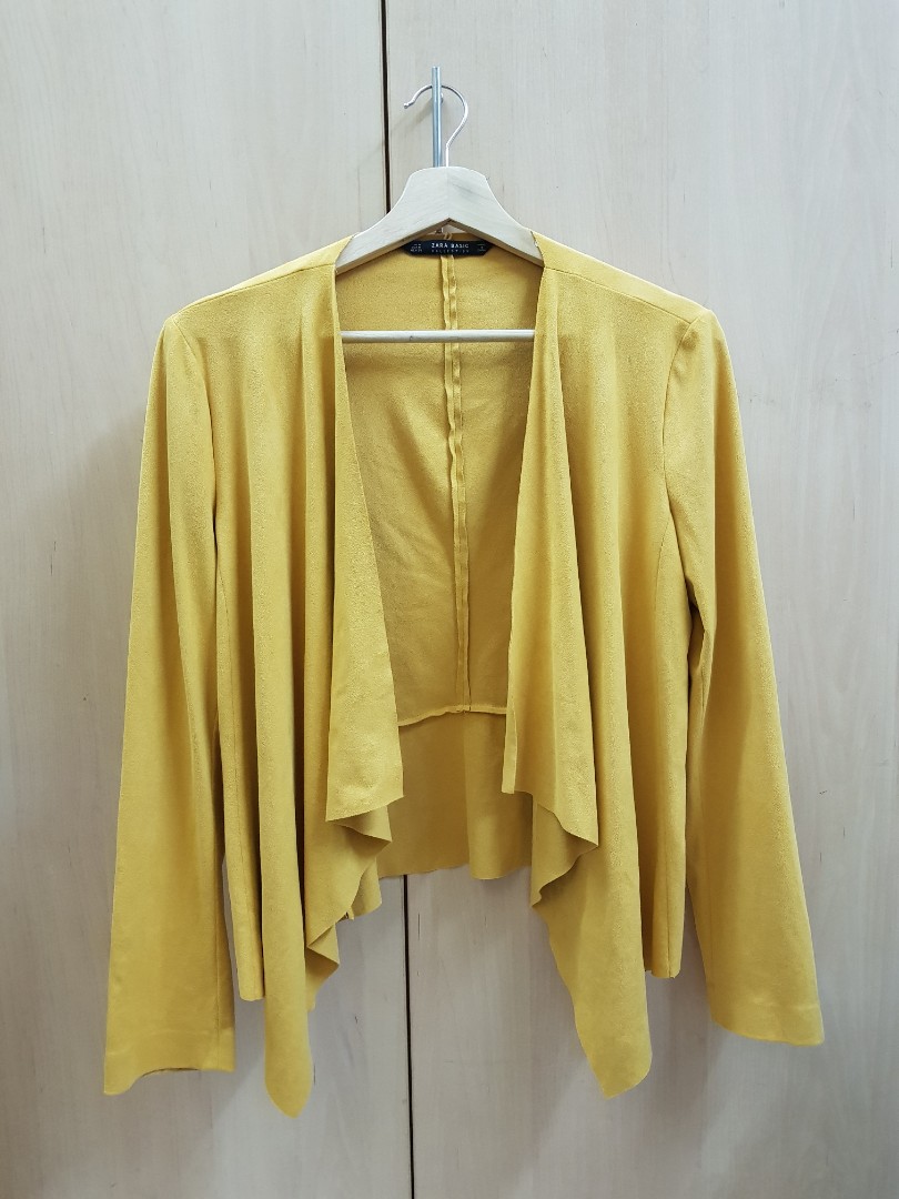 Zara Basic Cardigan, Women's Fashion, Coats, Jackets and Outerwear on Carousell