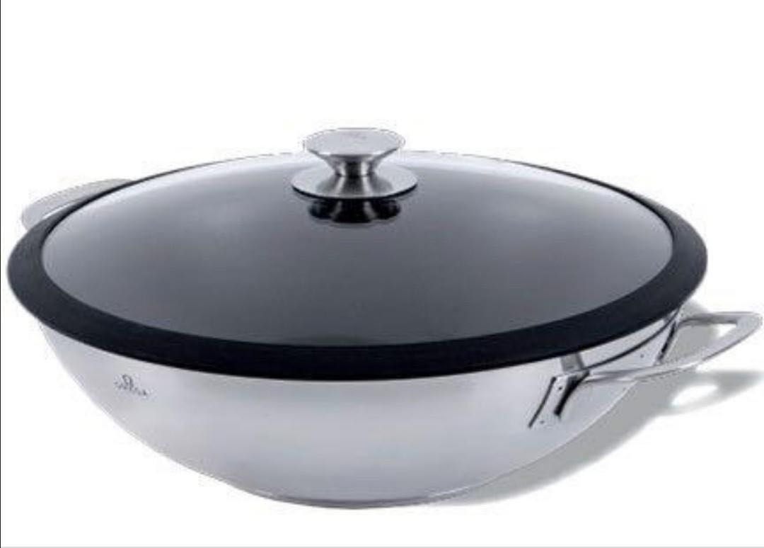 Brand New Omega 1880 Collection Wok 32 cm with lid, Furniture & Home ...