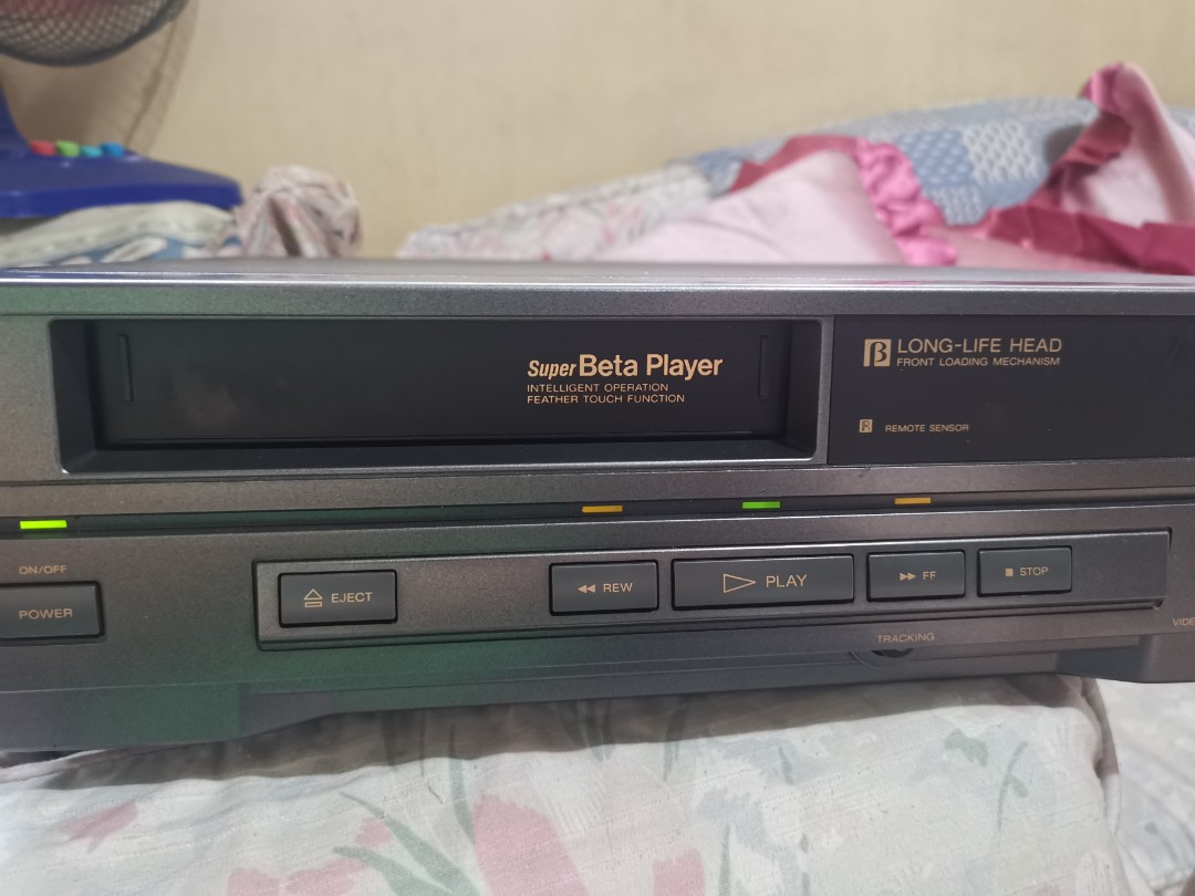 Sony betamax player, Audio, Portable Music Players on Carousell
