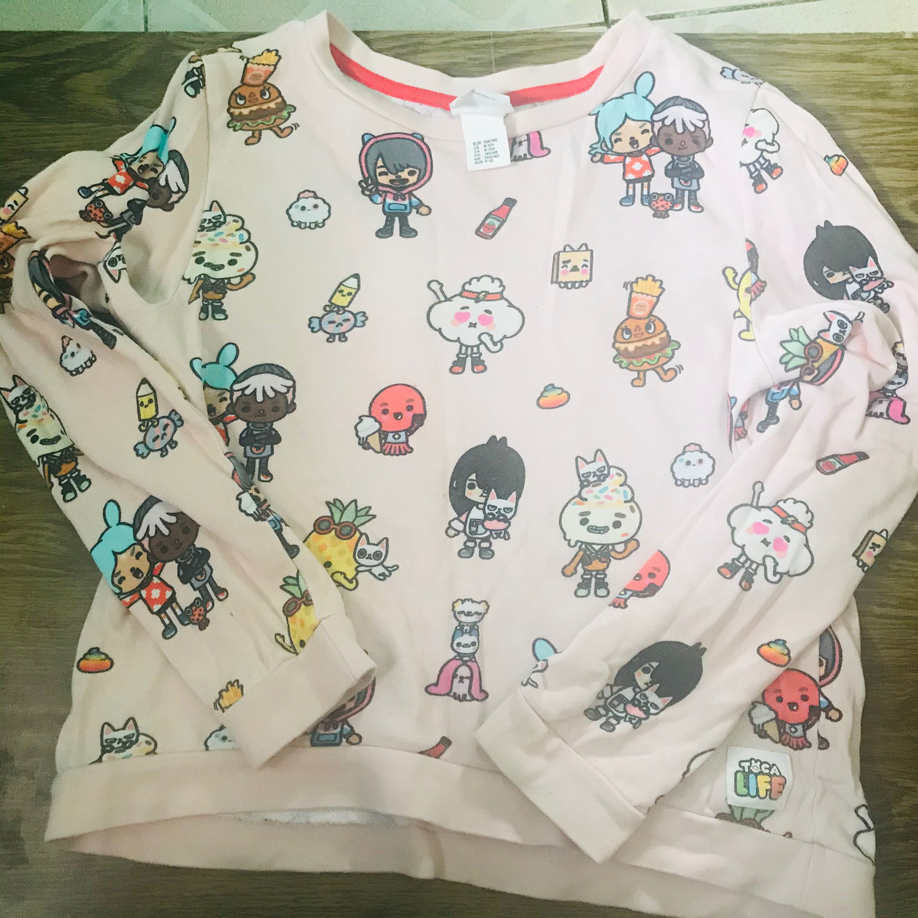 toca life x h&m sweater, Babies & Kids, Babies & Kids Fashion on Carousell
