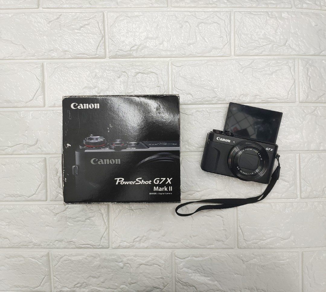 Canon G7x Mark II Vlog Mint complete box, Photography, Cameras on Carousell
